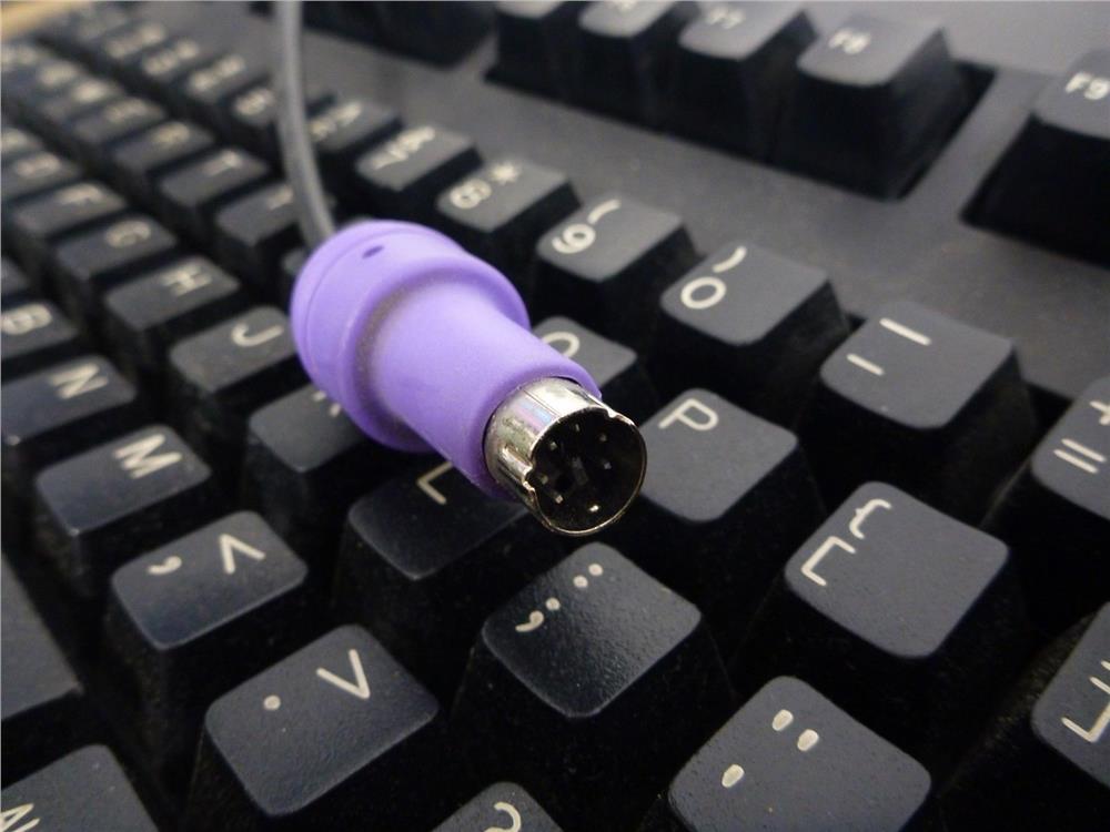 E03601P2 Keytronic Keyboard PS/2 104 Keys Black – Orange Hardwares